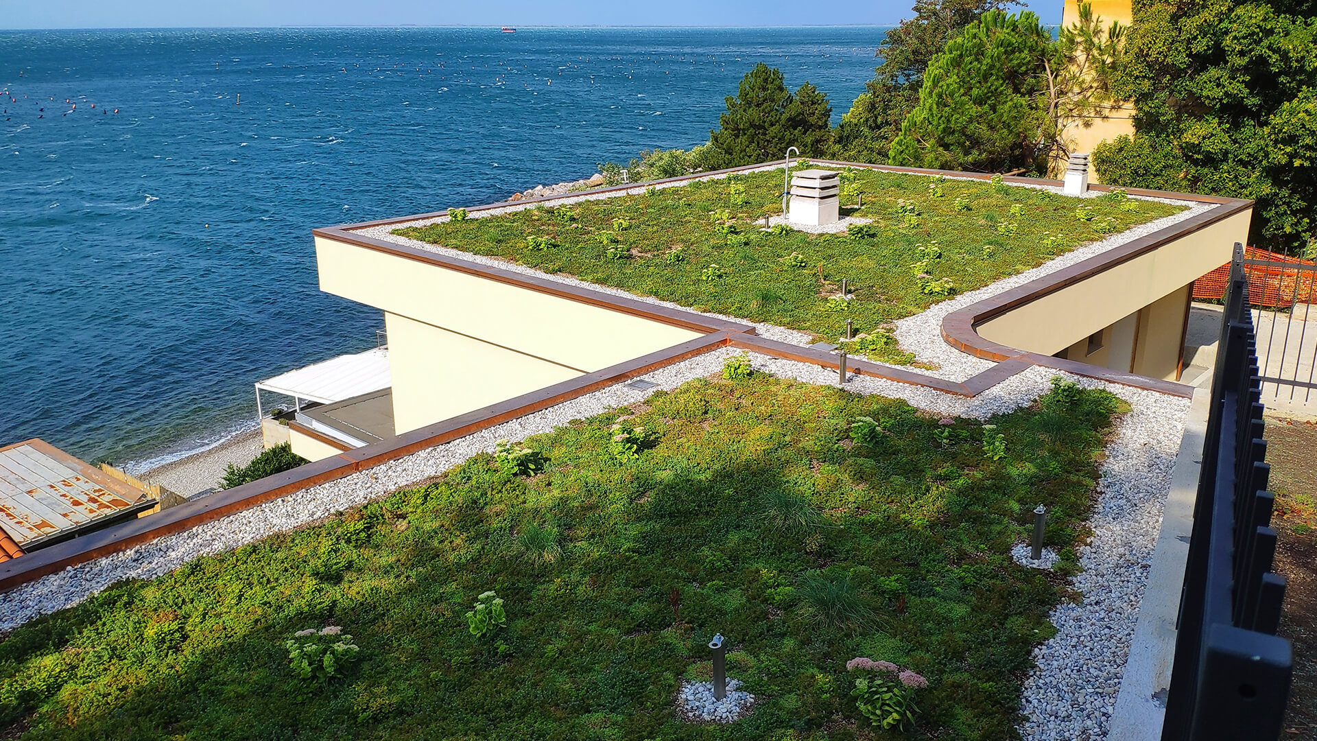 Daku Italia | Smart Green Roof Daku Italia | Smart Green Roof